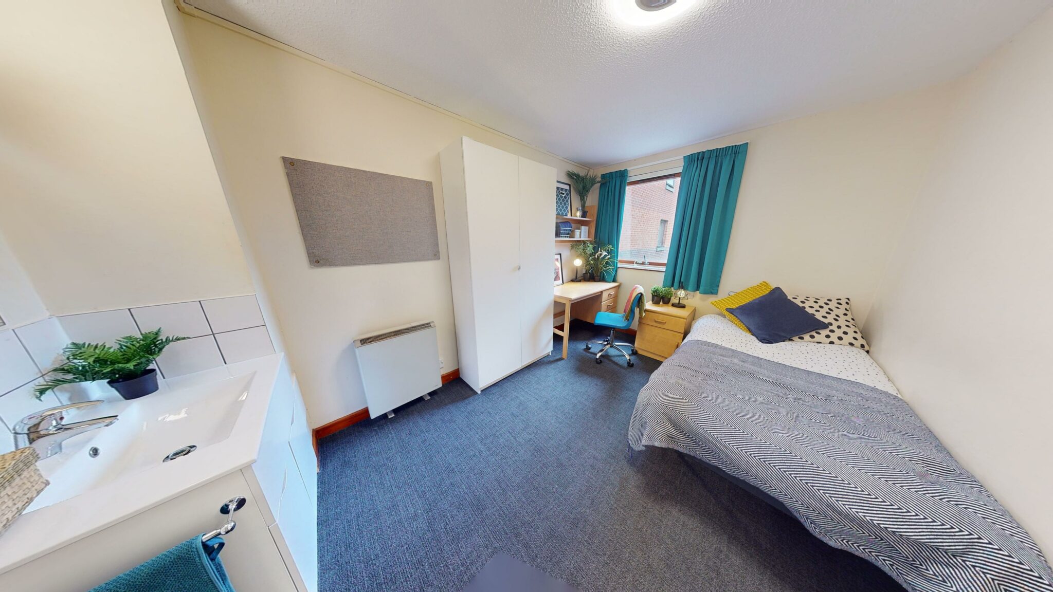 Standard Bedroom (Albion) – student room at UPP Broadgate Park ...