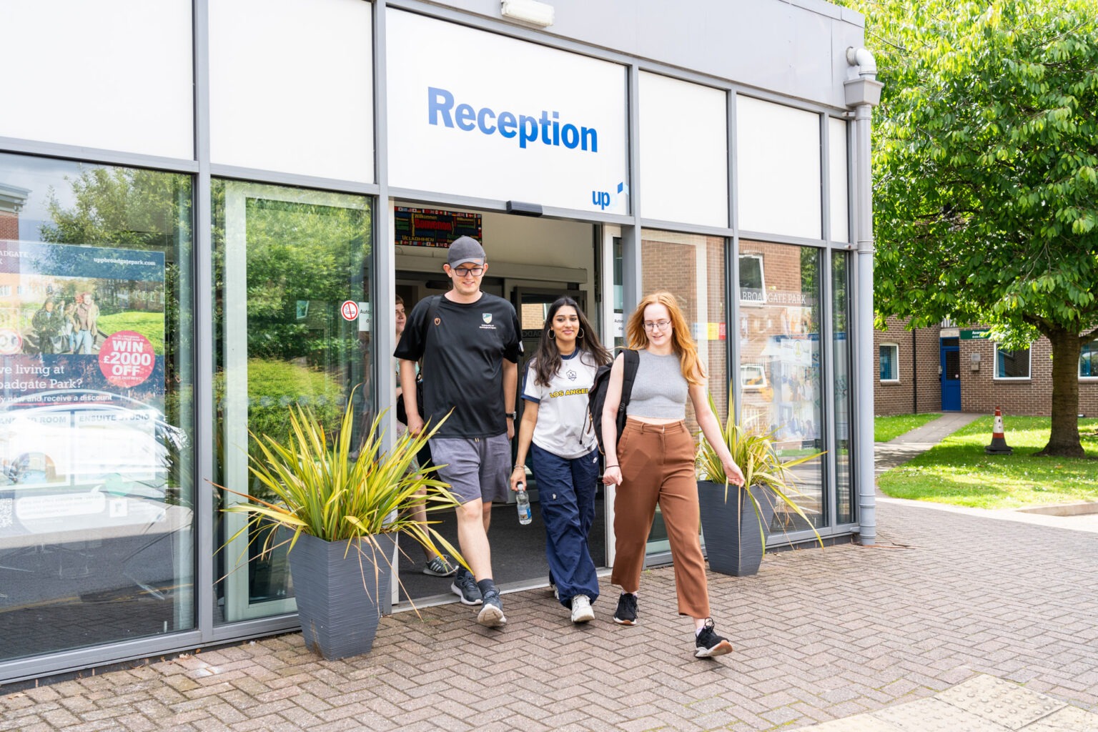 Summer Ensuite – student room at UPP Broadgate Park - official ...